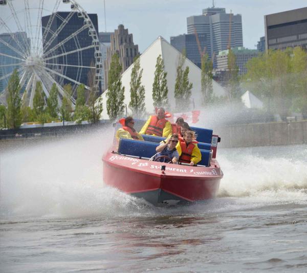 Rodeo-style Speedboating | Old Port of Montréal