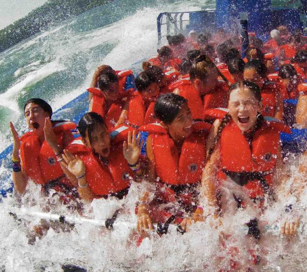 Jet Boating on the Rapids | Old Port of Montréal